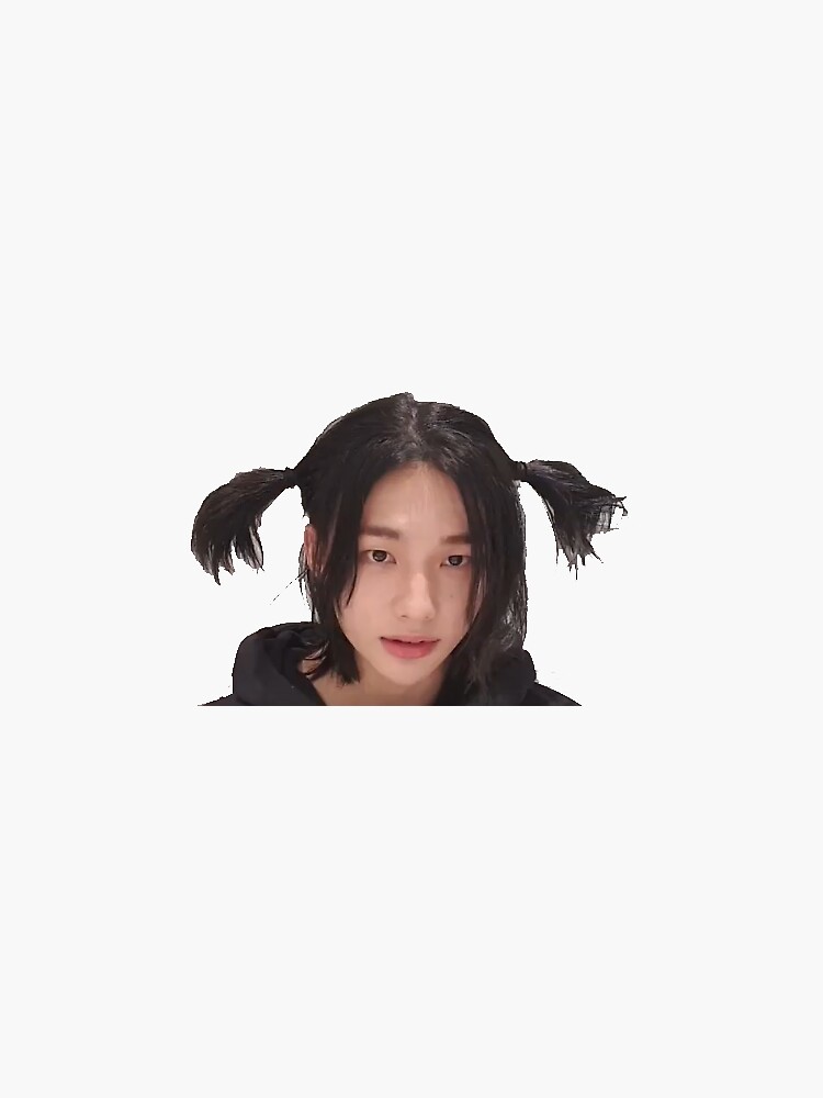 "Hyunjin Sticker red light" Sticker for Sale by KAIRAAY | Redbubble