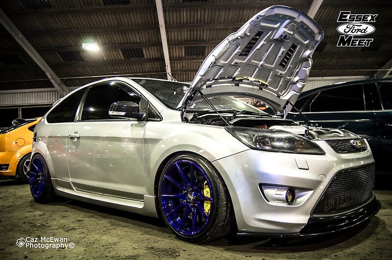 "Focus ST Silver" by Caz McEwan Photography | Redbubble