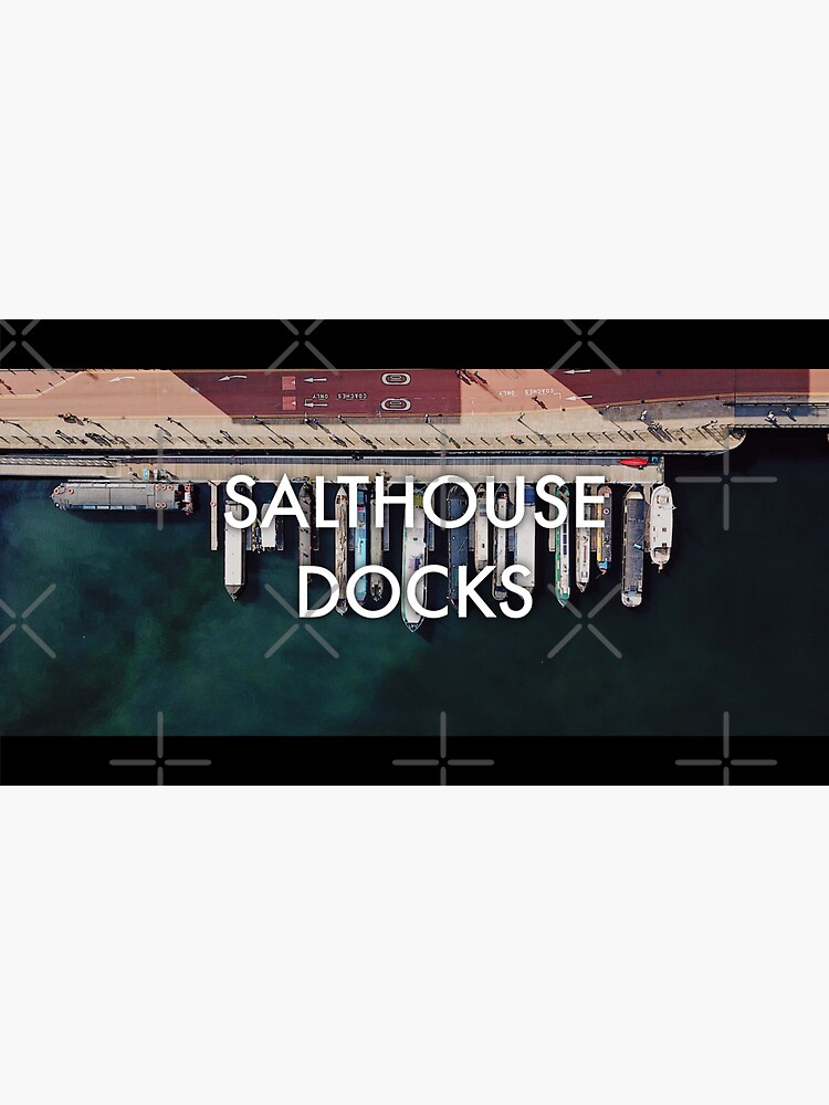 Pegatina «Foto de estilo cinematográfico de los muelles de Salthouse ...