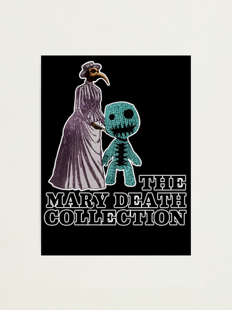 "Die Mary Death Collection - Pestarzt und DooVoo-Puppe" Fotodruck von ...