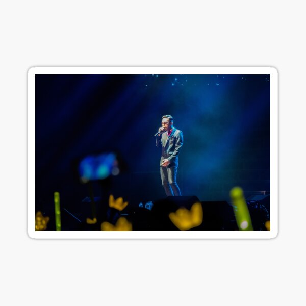 "G-Dragon" Sticker by zoekhuang | Redbubble