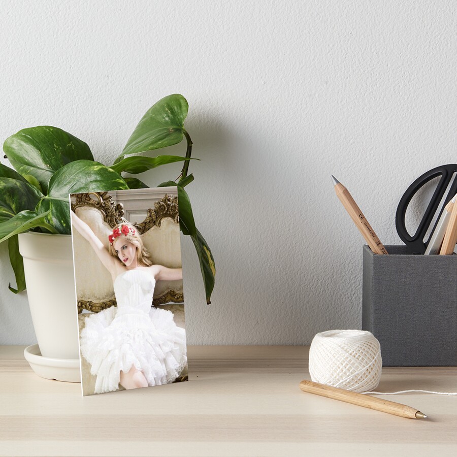 Lámina rígida «Emma Watson con tutú y corona de flores» de laciegia82 ...