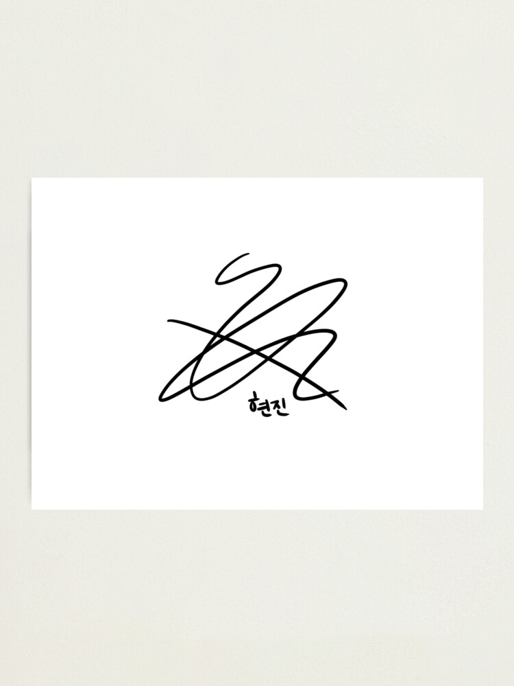 "Hwang Hyunjin's Signature - SK" Photographic Print by MADCITYY | Redbubble