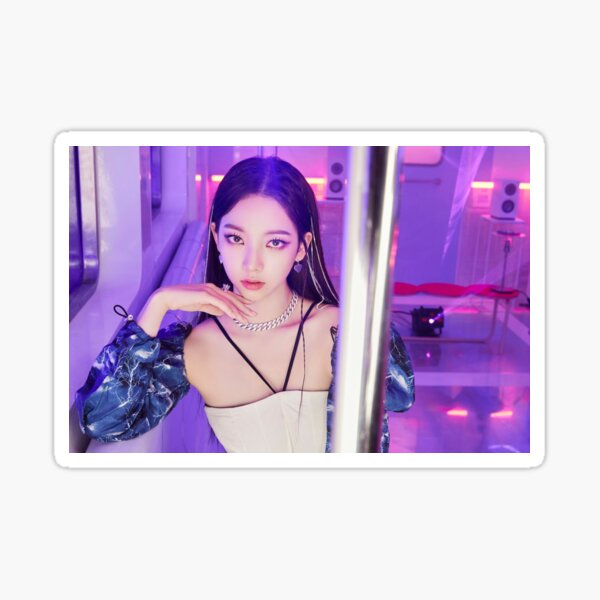 "Aespa Karina " Sticker by ArtbyTaetan | Redbubble