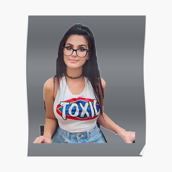 "SSS Sniper Wolf Essential " Poster for Sale by IsaacHarris99 | Redbubble