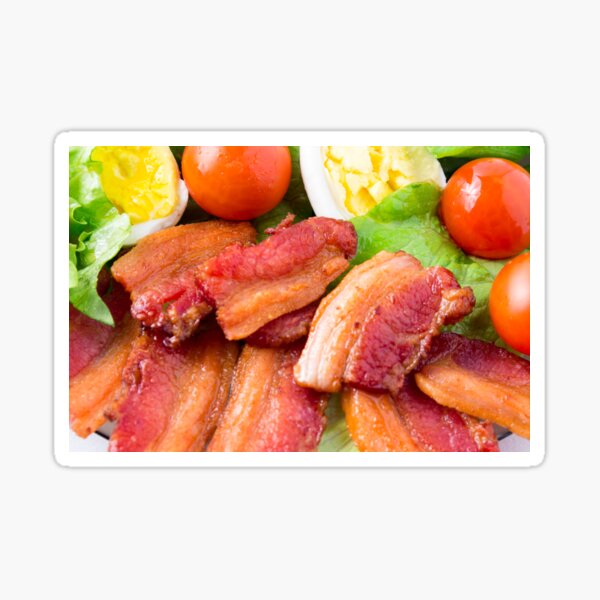 "Fragment dish closeup with shredded lettuce, tomatoes and bacon ...