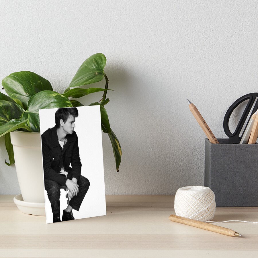 "Thomas Sangster Cute Actor" Art Board Print by DigiSUSL | Redbubble