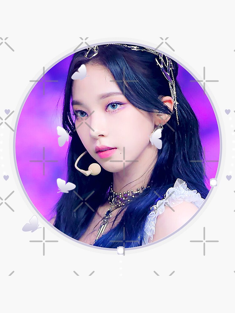 "AESPA - KARINA" Sticker for Sale by franzt68 | Redbubble