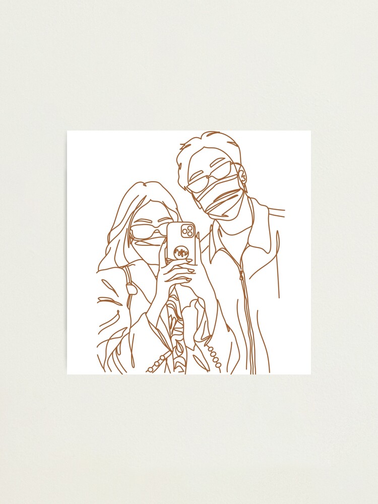 "Aesthetic Couple Mirror Picture | Happiness | Rust Line Drawing ...