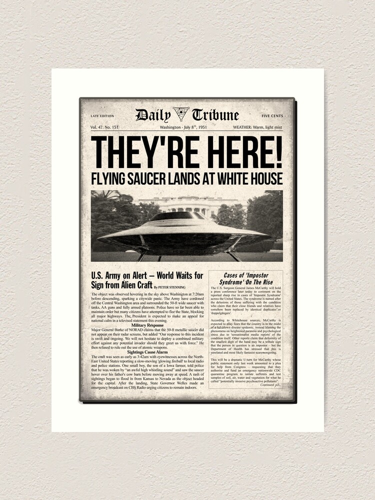 "THEY'RE HERE! FLYING SAUCER Lands at White House - UFO alien invasion ...