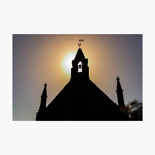 Lámina fotográfica «Silueta de la antigua iglesia de Bulla Victoria con ...