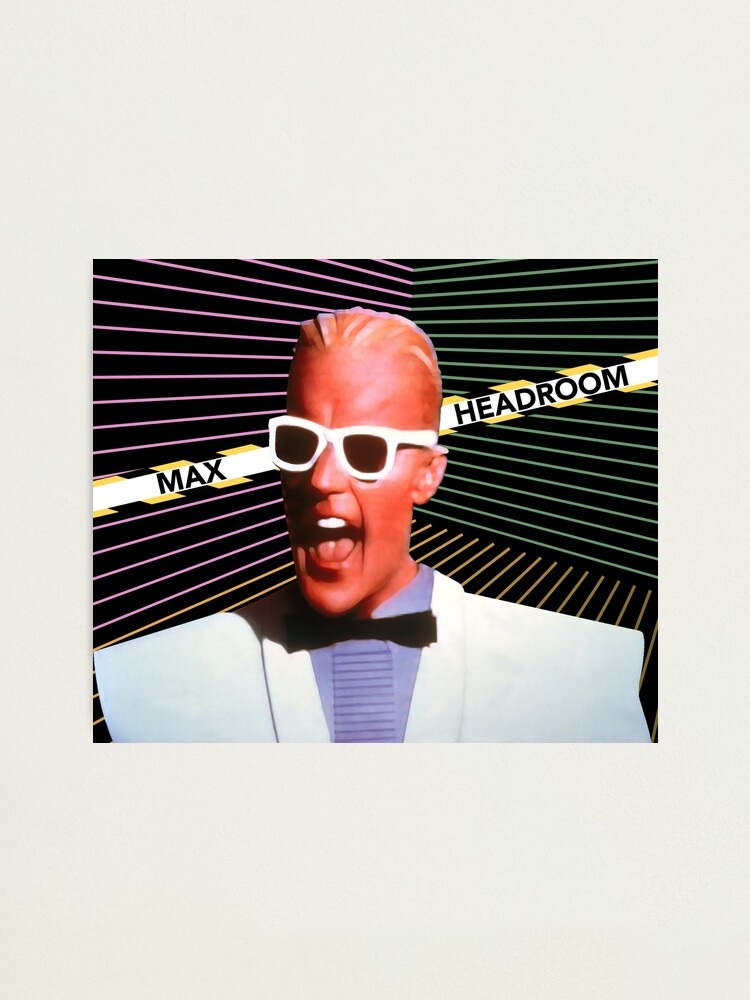 "Back to the 80s Max Headroom Computer-Generated TV Show Host ...
