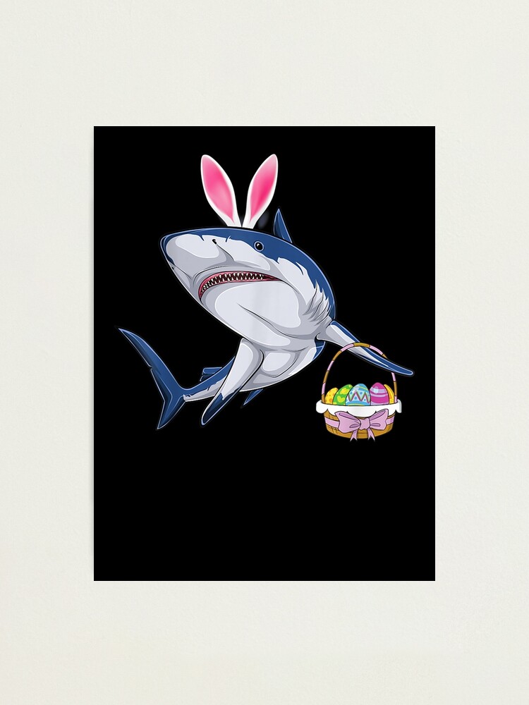 Lámina fotográfica «Tiburón con canasta de Pascua y orejas de conejo ...