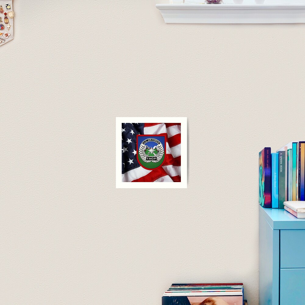 Tactical Air Control Party Tacp Beret Flash With Crest Over American Flag Art Print By