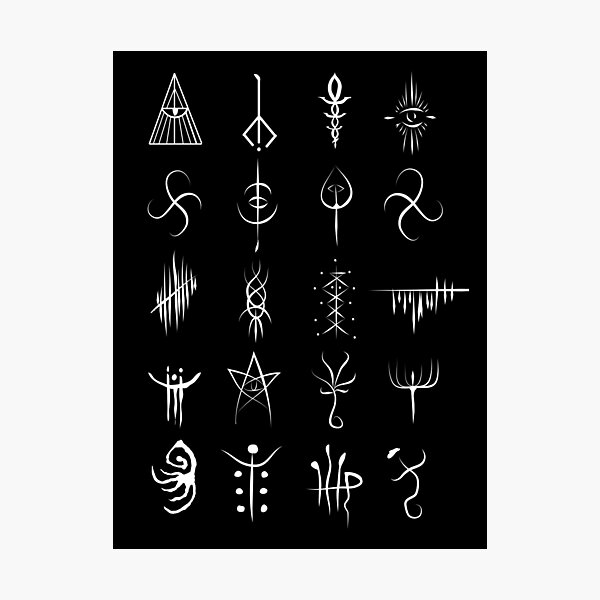 Lámina fotográfica «Bloodborne caryll runes » de DigitalCleo | Redbubble