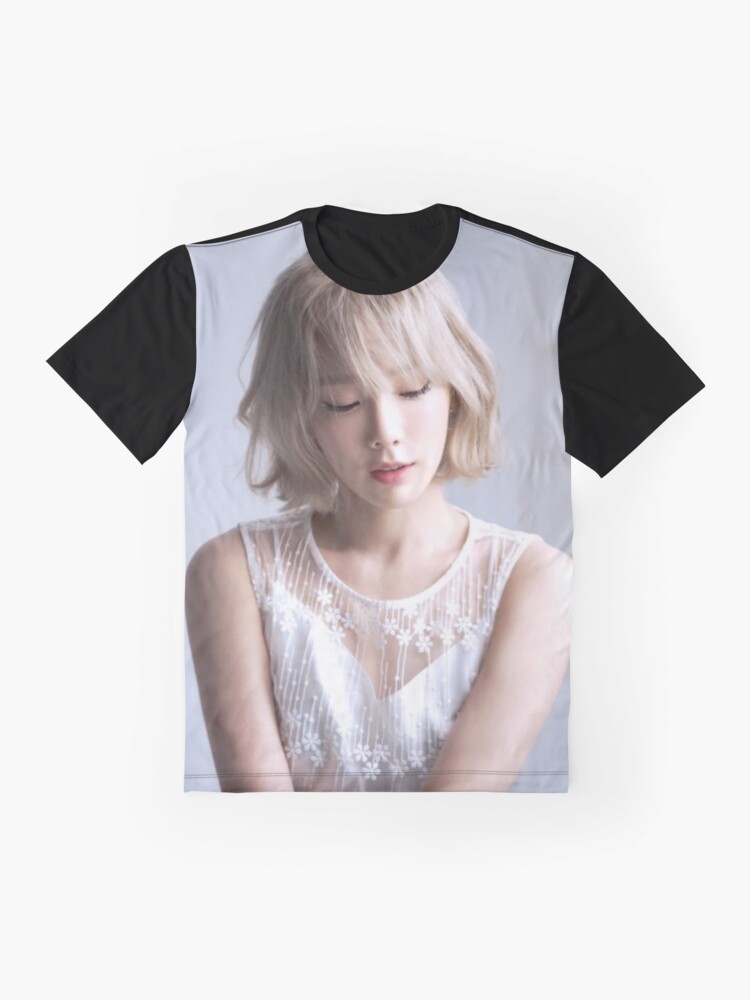 "Taeyeon sticker " T-shirt for Sale by Sehun94 | Redbubble | taeyeon ...