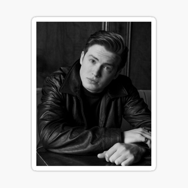 "Retro Kit Connor Women Men" Sticker for Sale by JonesHutton | Redbubble