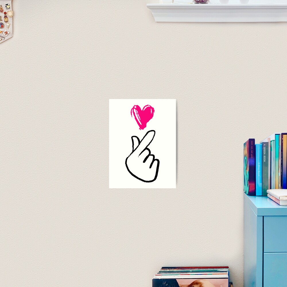 "Korean Finger Heart, Korean Love Sign, Korean Heart Hand Symbol, K-Pop ...