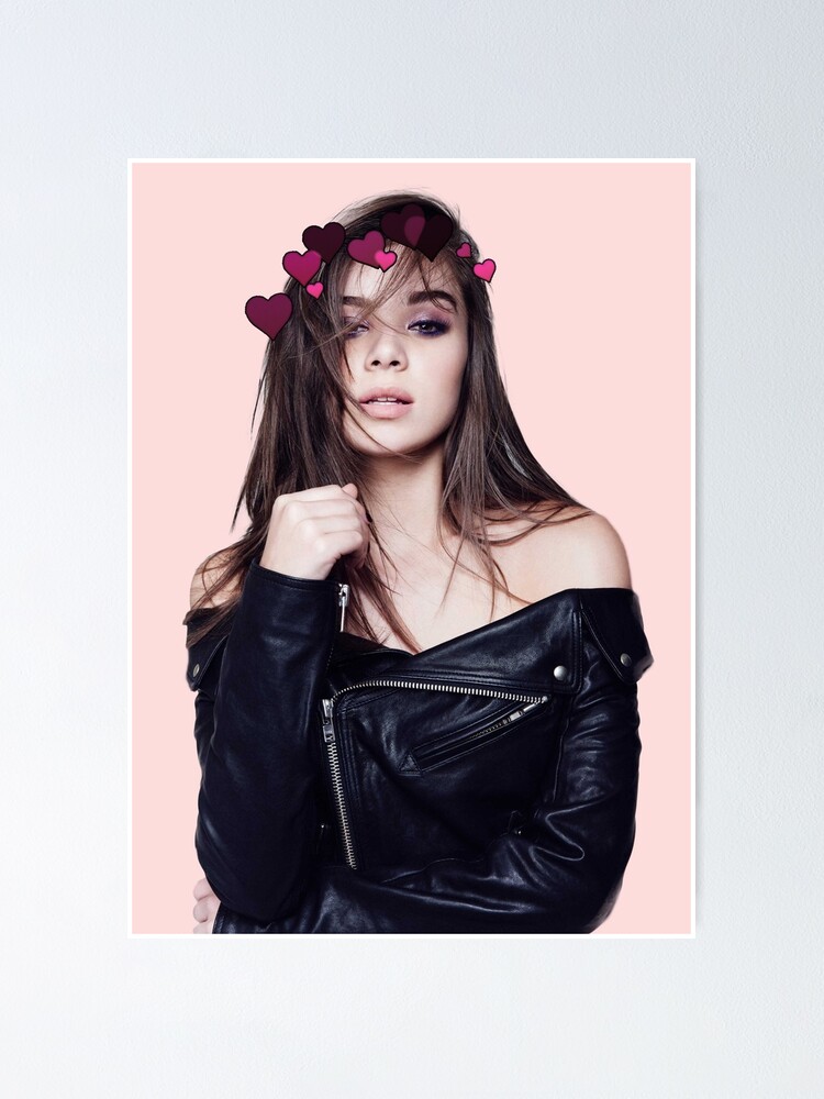 "Hailee Steinfeld Heart Crown" Poster by fybechloe | Redbubble