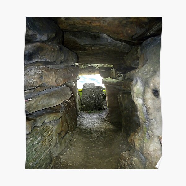 "WEST KENNET LONG BARROW, Marlborough, Wiltshire, England, Interior ...