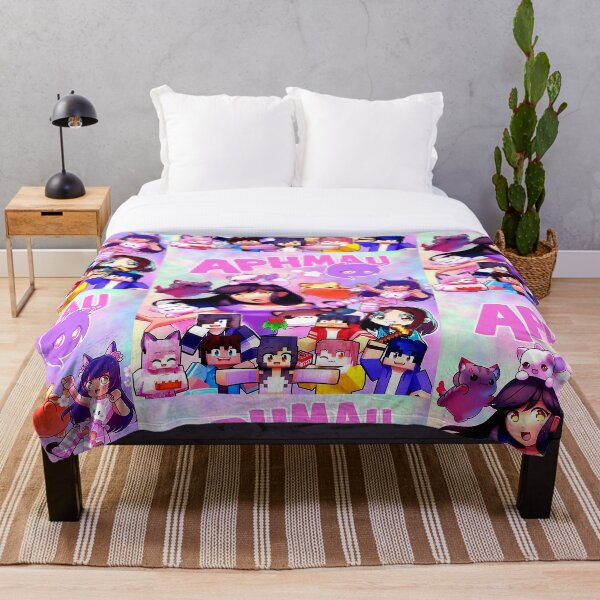 "Cute-Youtuber-Girl-Beautiiful-"|{};Aphmau:"{]" Throw Blanket for Sale ...