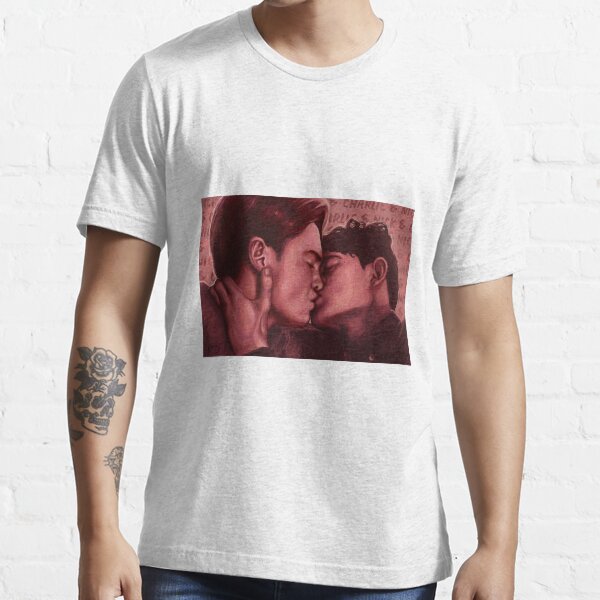 "Heartstopper Nick and Charlie Kiss" T-shirt for Sale by DarciJArt | Redbubble | lgbtq t-shirts ...