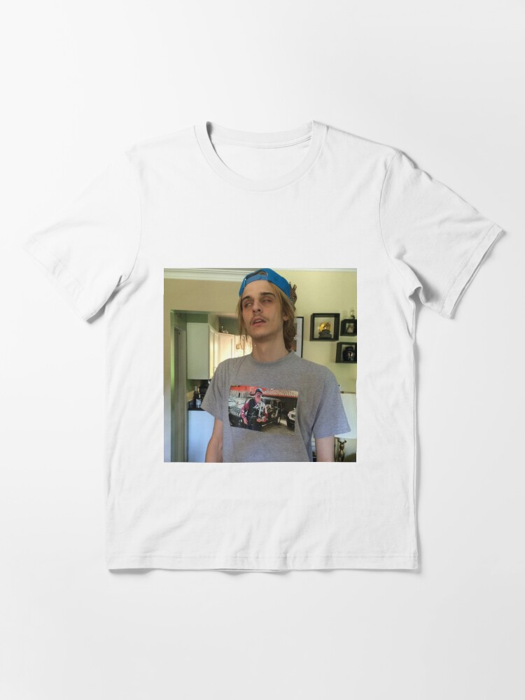 "DJ SMOKEY 666" T-Shirt von kingzeml | Redbubble