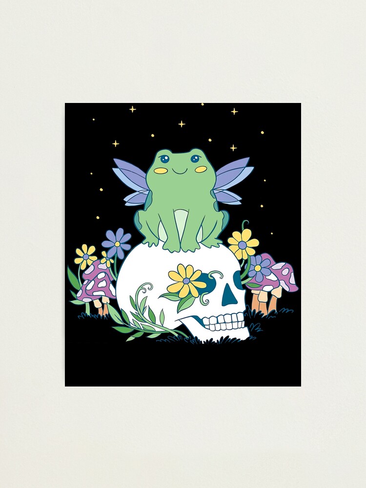 "Fairy Frog On Skull Cottage-Kern Ästhetischer Fairycore" Fotodruck von ...