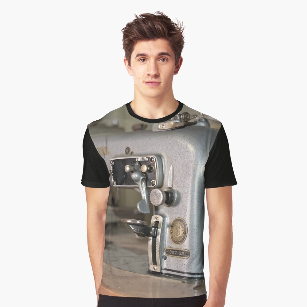 "Historic Singer 307G2 sewing machine" Poster by susannvoelske | Redbubble