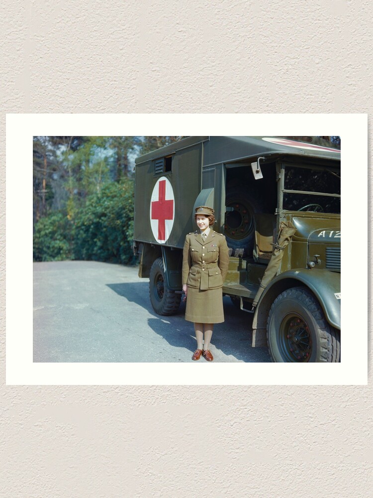 "Queen Elizabeth II World War 2 1945 Auxiliary Territorial Service WW2 ...