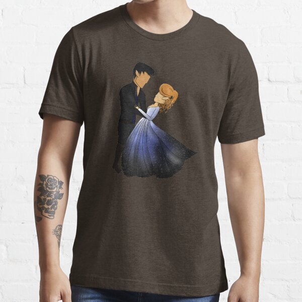 "Feyre and Rhysand Dancing" T-shirt for Sale by Nerdling484 | Redbubble ...