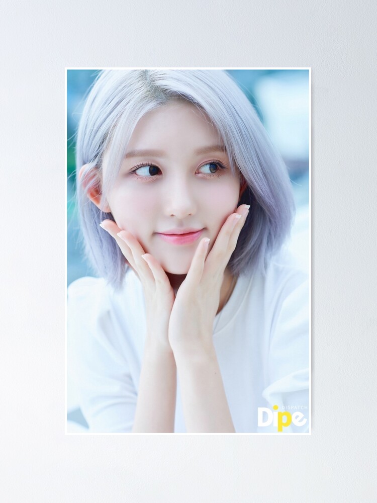 "IVE Gaeul Red Cross 'Everyone Campaign' Photoshoot " Poster for Sale ...