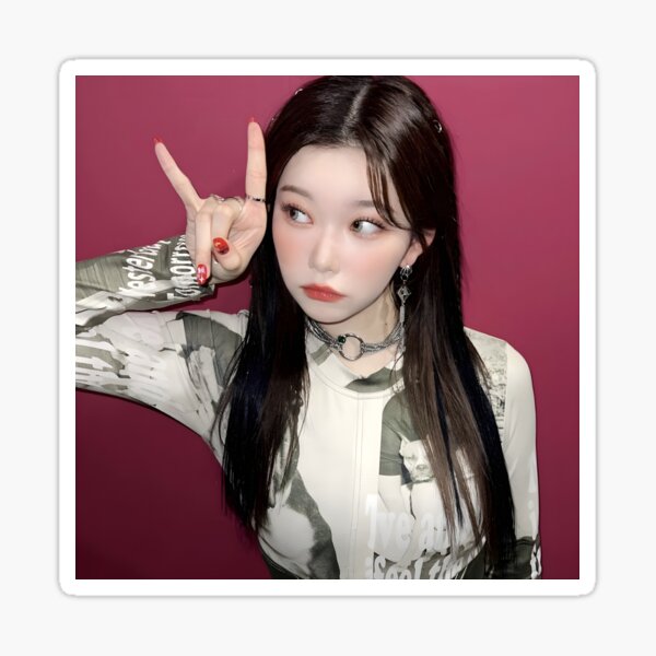 "Tsuki billlie in 2022" Sticker for Sale by AnaaHenning | Redbubble