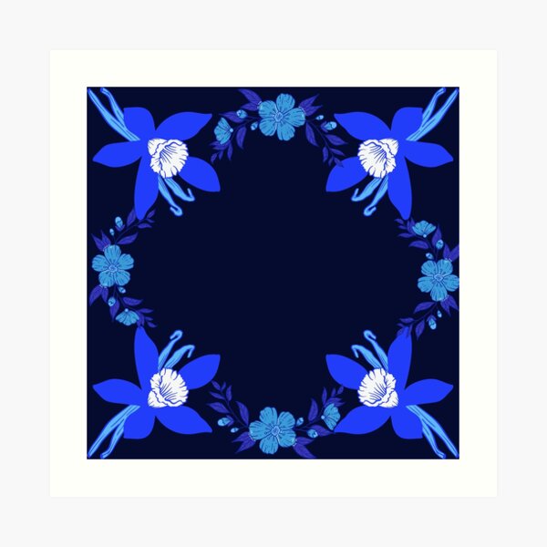 "Circle frame of flowers with blank space in the middle on black ...