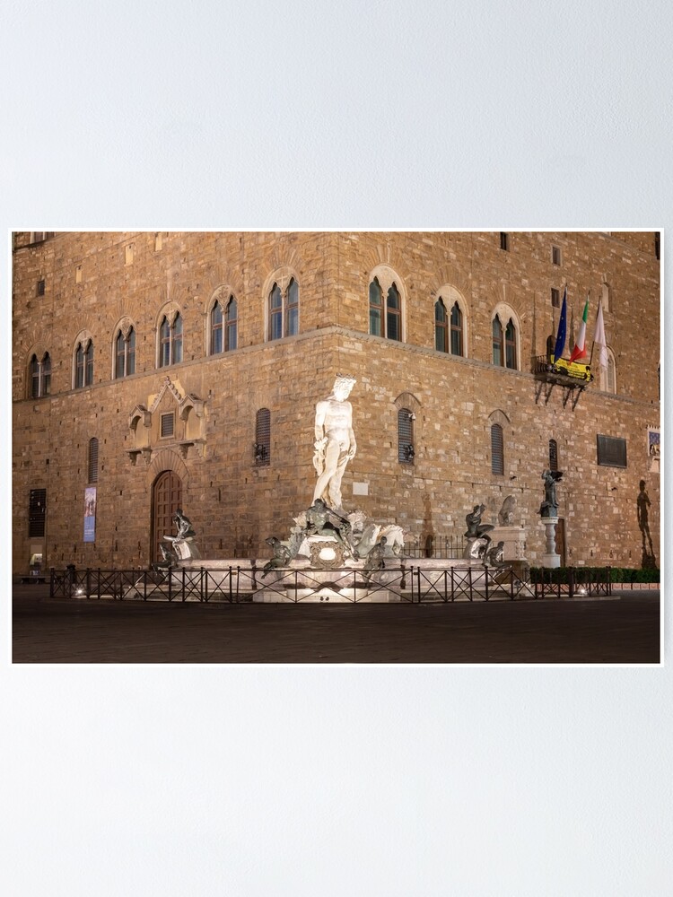 "Florence architecture illuminated by night, Piazza della Signoria ...