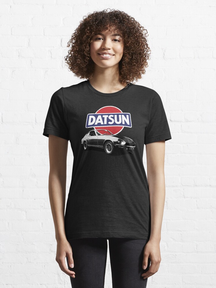 "Datsun 240z Sandy Bay" T-shirt for Sale by DatsunStyle | Redbubble ...