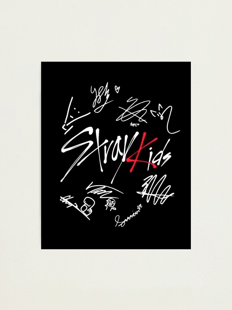 "Stray Kids signatures logo Blue SKZ kpop boy group bang chan lee know ...