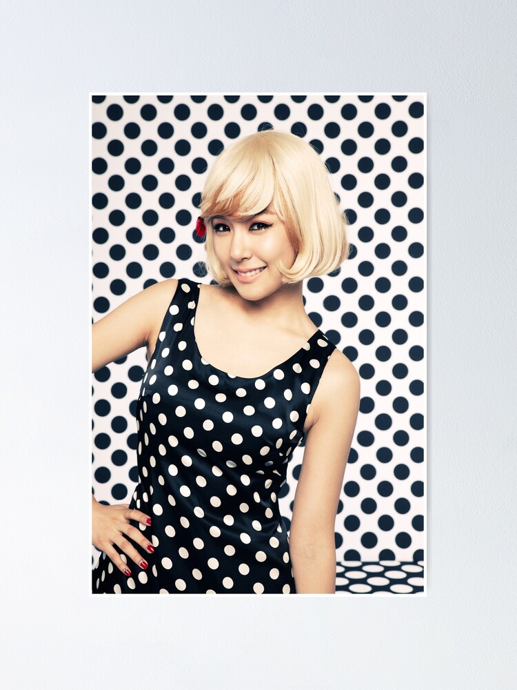 "GIRLS GENERATION HOOT TIFFANY" Poster by SNSDEMPORIUM | Redbubble