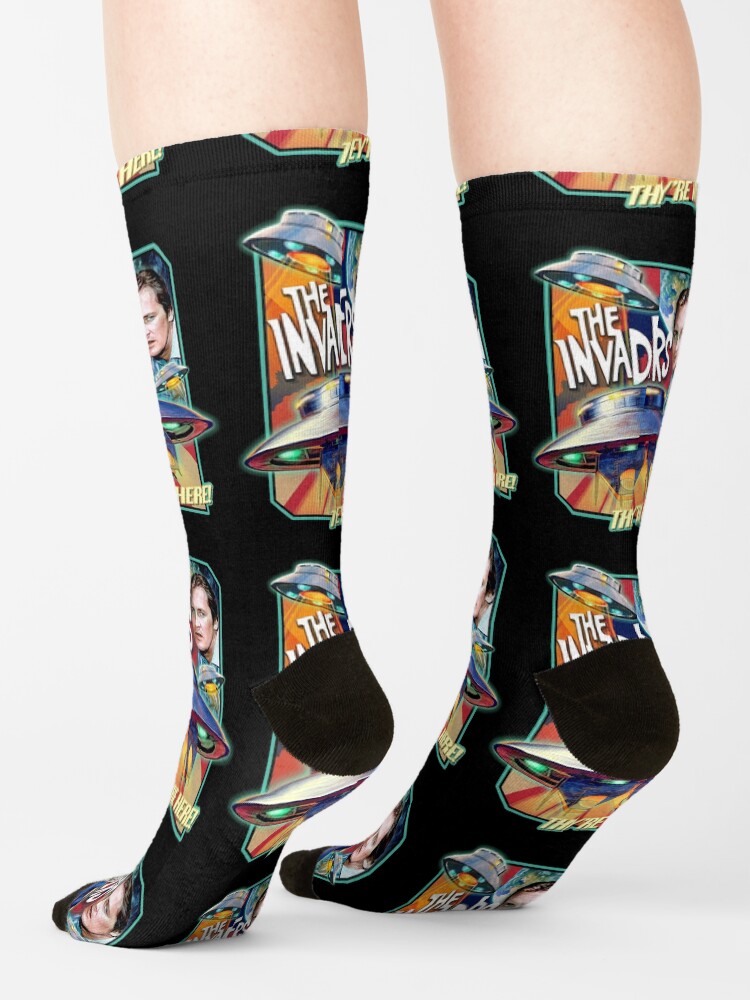 "THE INVADERS (1967 logo) - They're Here - David Vincent - Flying ...