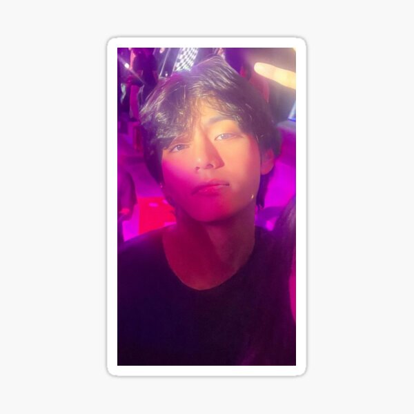 "Kim taehyung - BTS V" Sticker for Sale by baesie | Redbubble