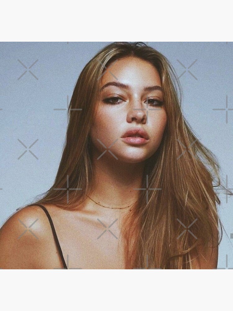 "Madelyn Cline Poster Poster, Gift for Boyfriend Poster Poster, Madelyn ...