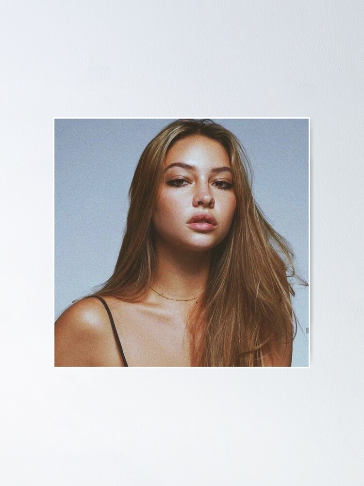 "Madelyn Cline Poster Poster, Gift for Boyfriend Poster Poster, Madelyn ...