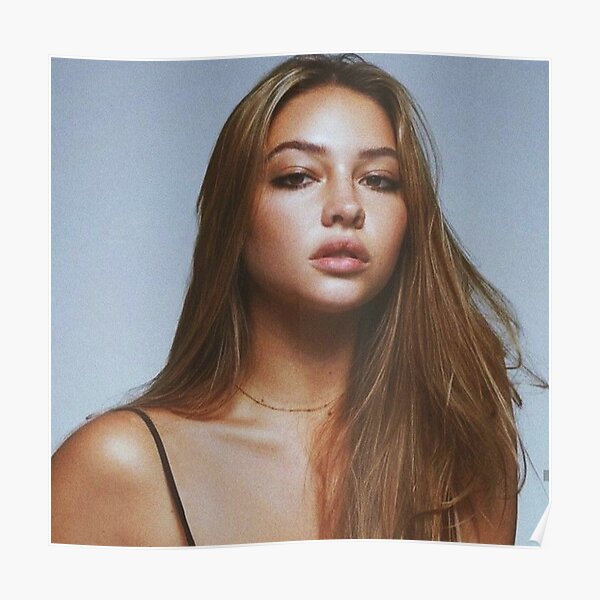 "Madelyn Cline Poster Poster, Gift for Boyfriend Poster Poster, Madelyn ...