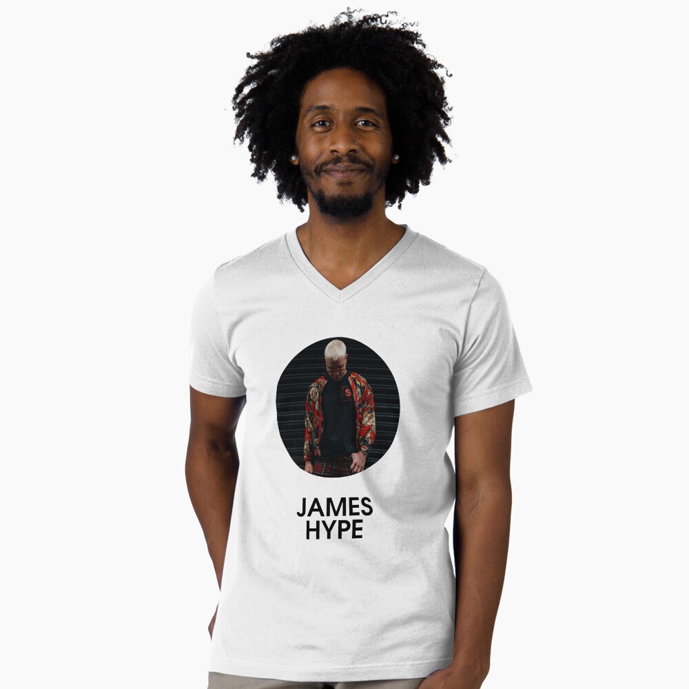 Essential T-Shirt mit "james hype hypefam fam dj mag stereohype" von ...