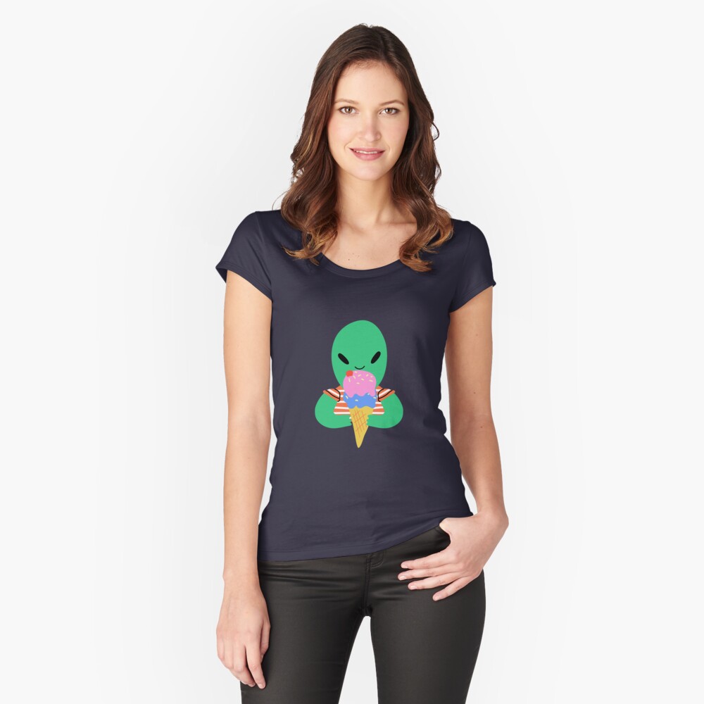 "A green alien eats ice cream" Essential T-Shirt for Sale by Ichi-100 | Redbubble