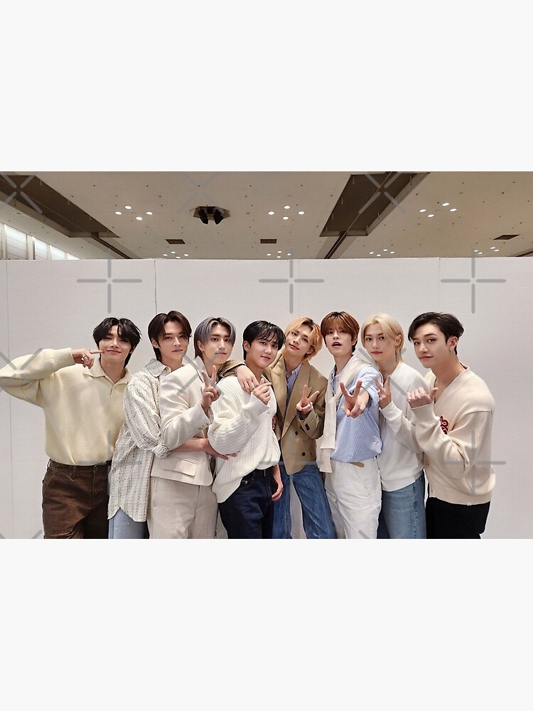 "Stray Kids 5-STAR SKZ comeback 2023 poster bang chan lee know changbin ...