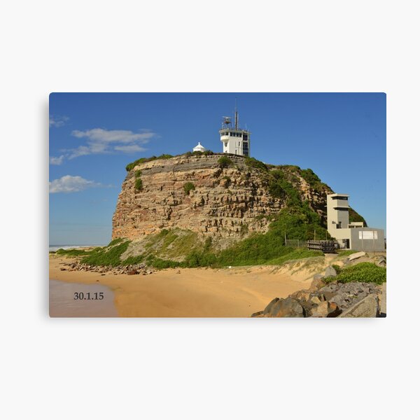"NOBBYS LIGHTHOUSE" Canvas Print for Sale by PhilWoodman | Redbubble