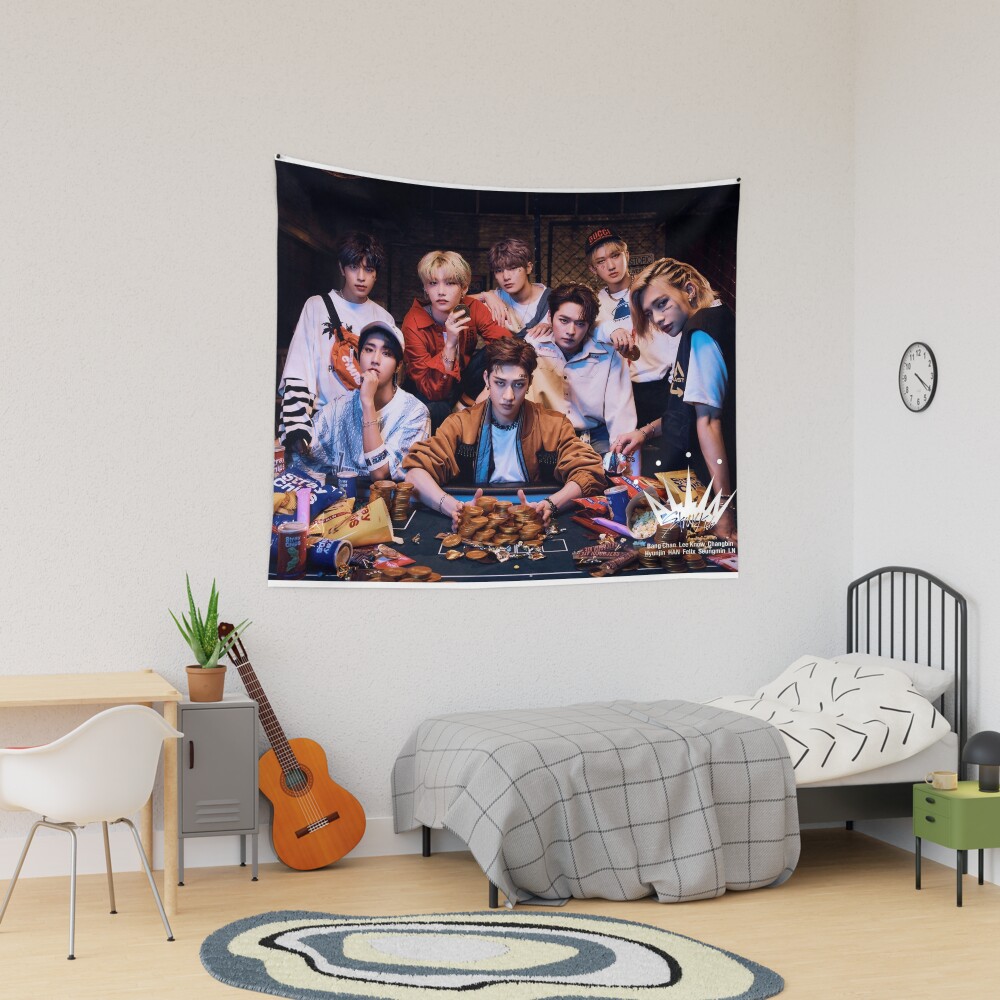 "SKZ Stray Kids skz kpop pink poster maxident case 143 bang chan lee ...