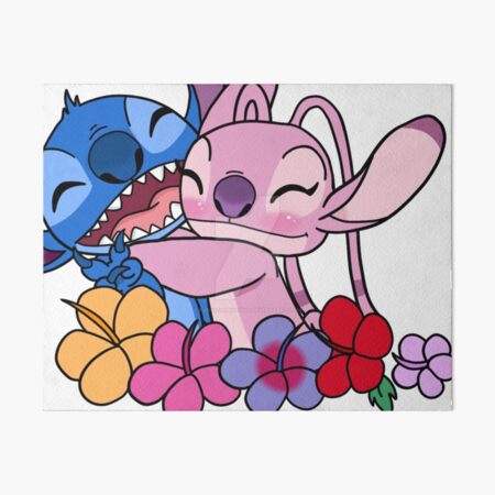 Lámina rígida con la obra «Amor stitch y Angel » de Reality Fan | Redbubble
