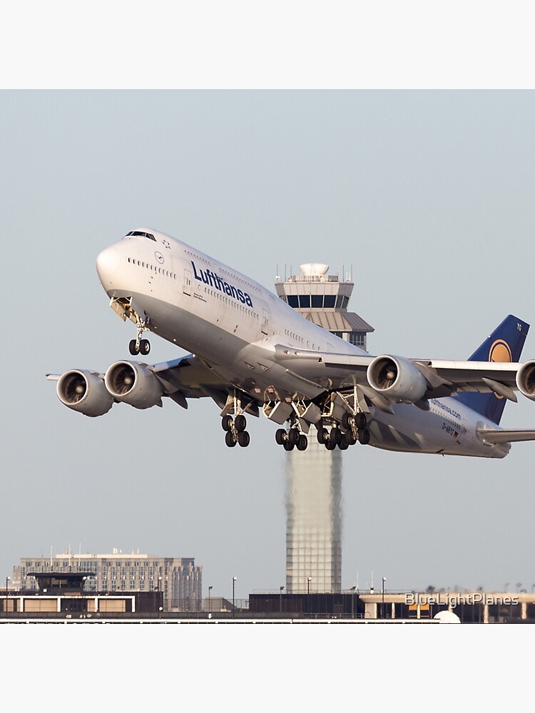 "Lufthansa Boeing B747-800" Photographic Print for Sale by ...